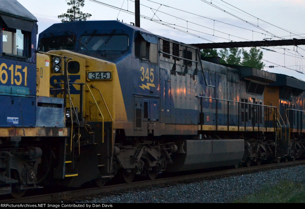 CSX AC44CW 345 second out on Q409-29
